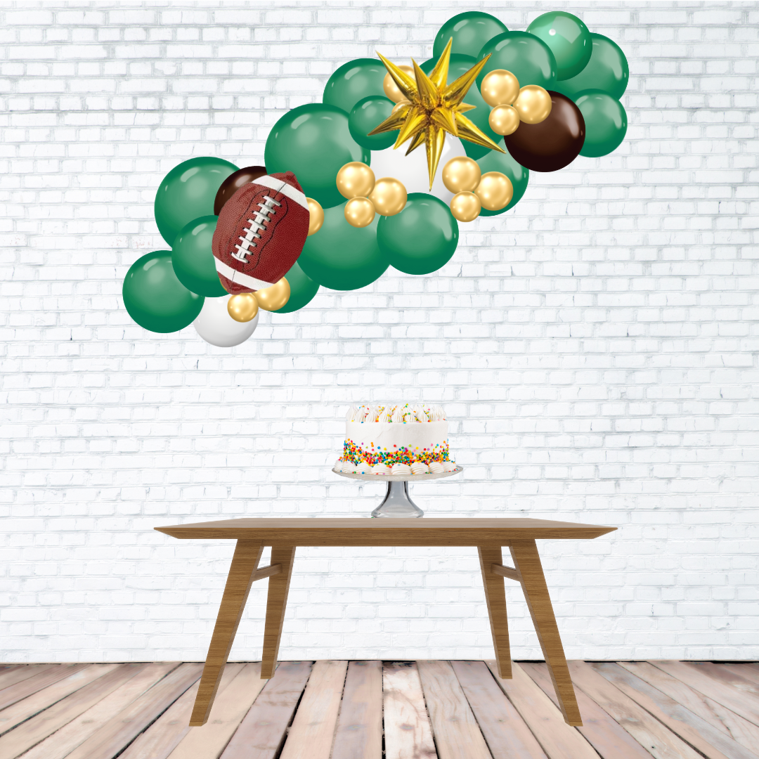 Football Garland - Fancy - BalloonZilla