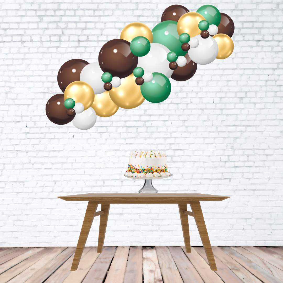 Football Garland - Simple - BalloonZilla